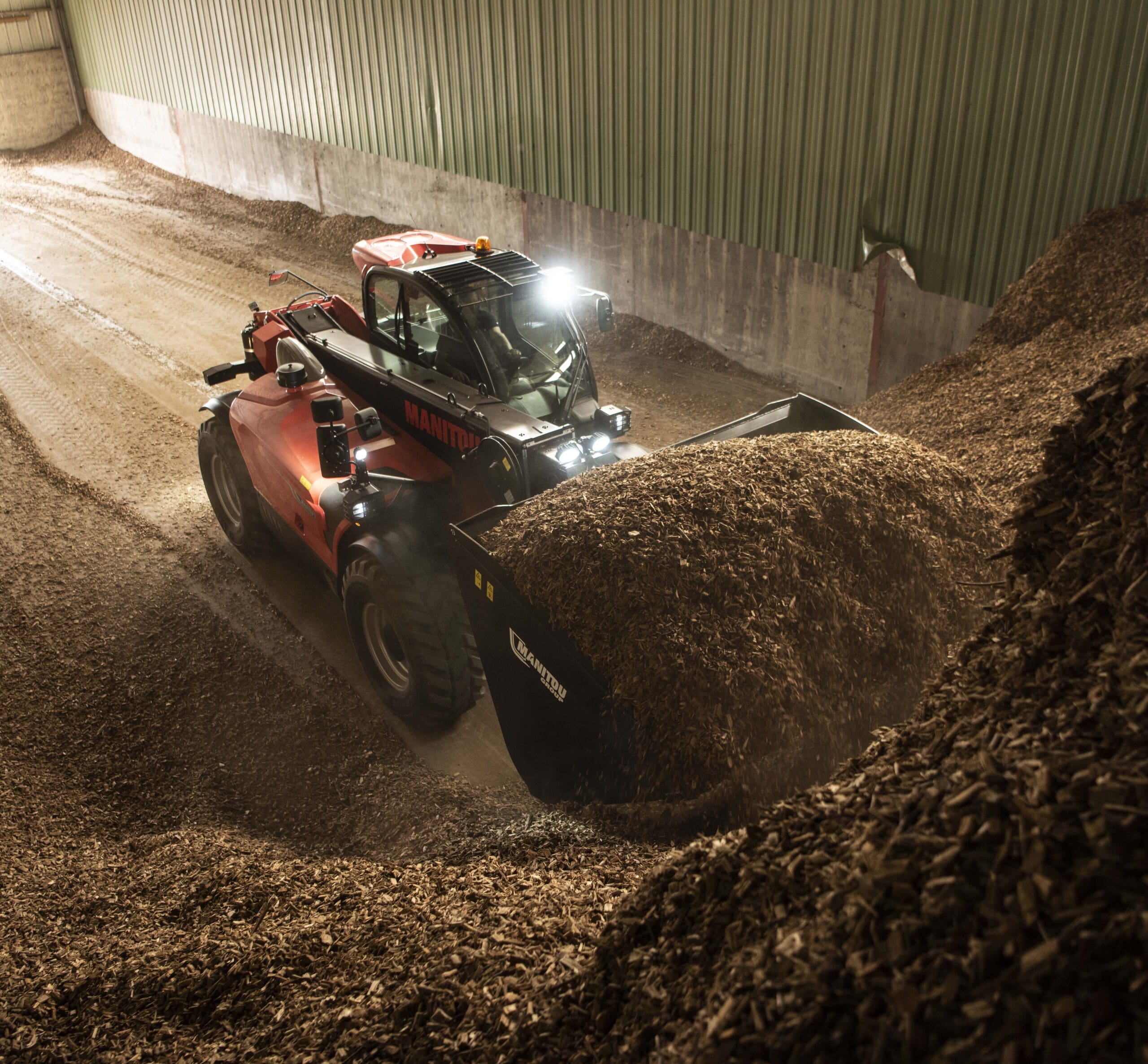 Lancement du nouveau chariot télescopique MLT 850 NewAg XL - Manitou Group